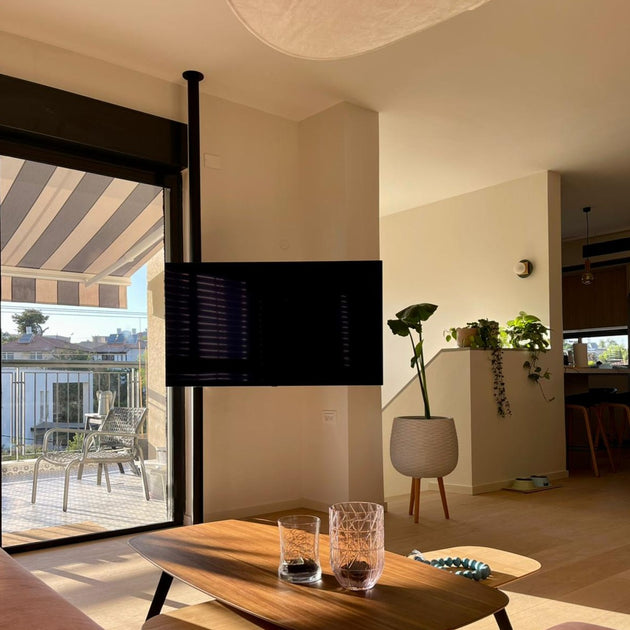 TV Floor To Ceiling Flag Stand Black 77 – iConnect